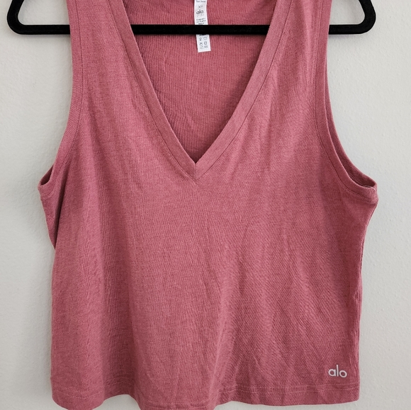 ALO Yoga | Tops | Alo Yoga Vibration Tank Top | Poshmark